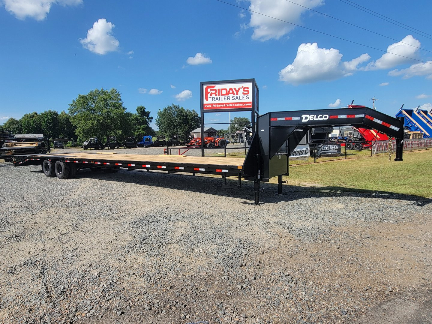 New 2025 Delco Trailers FD 24K Low-Pro Dual Tandem Gooseneck Equipment ...