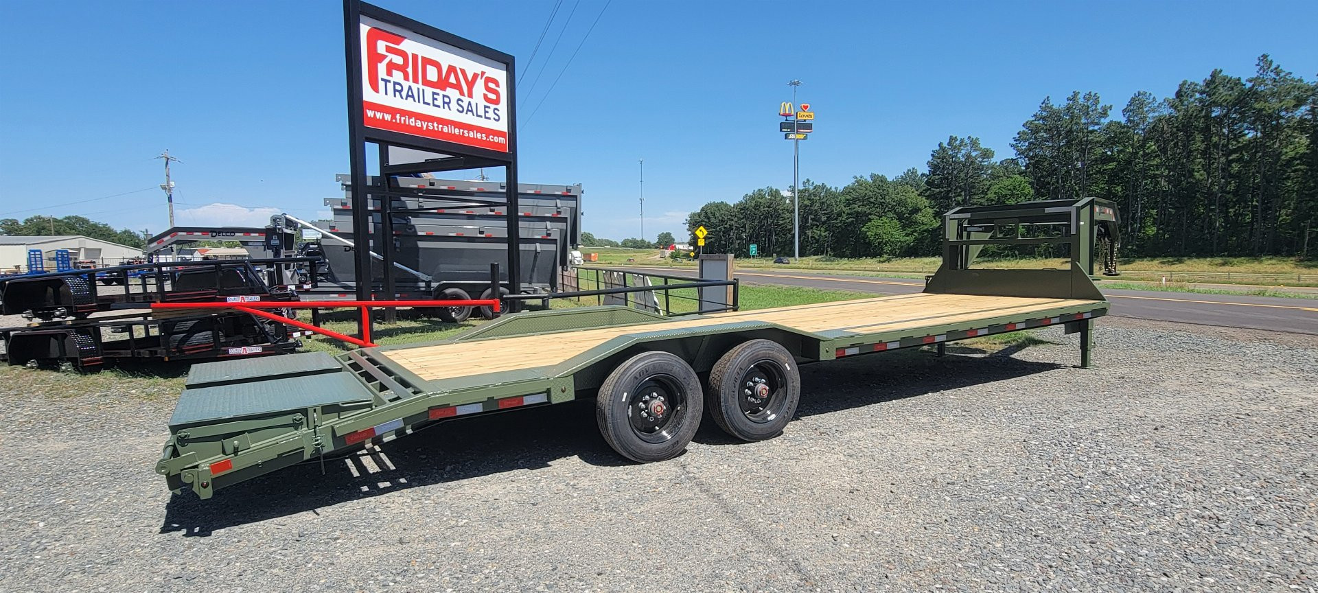 New 2025 Delco Trailers CO 20K 28' x 102" Gooseneck w/ Mega Ramps ...