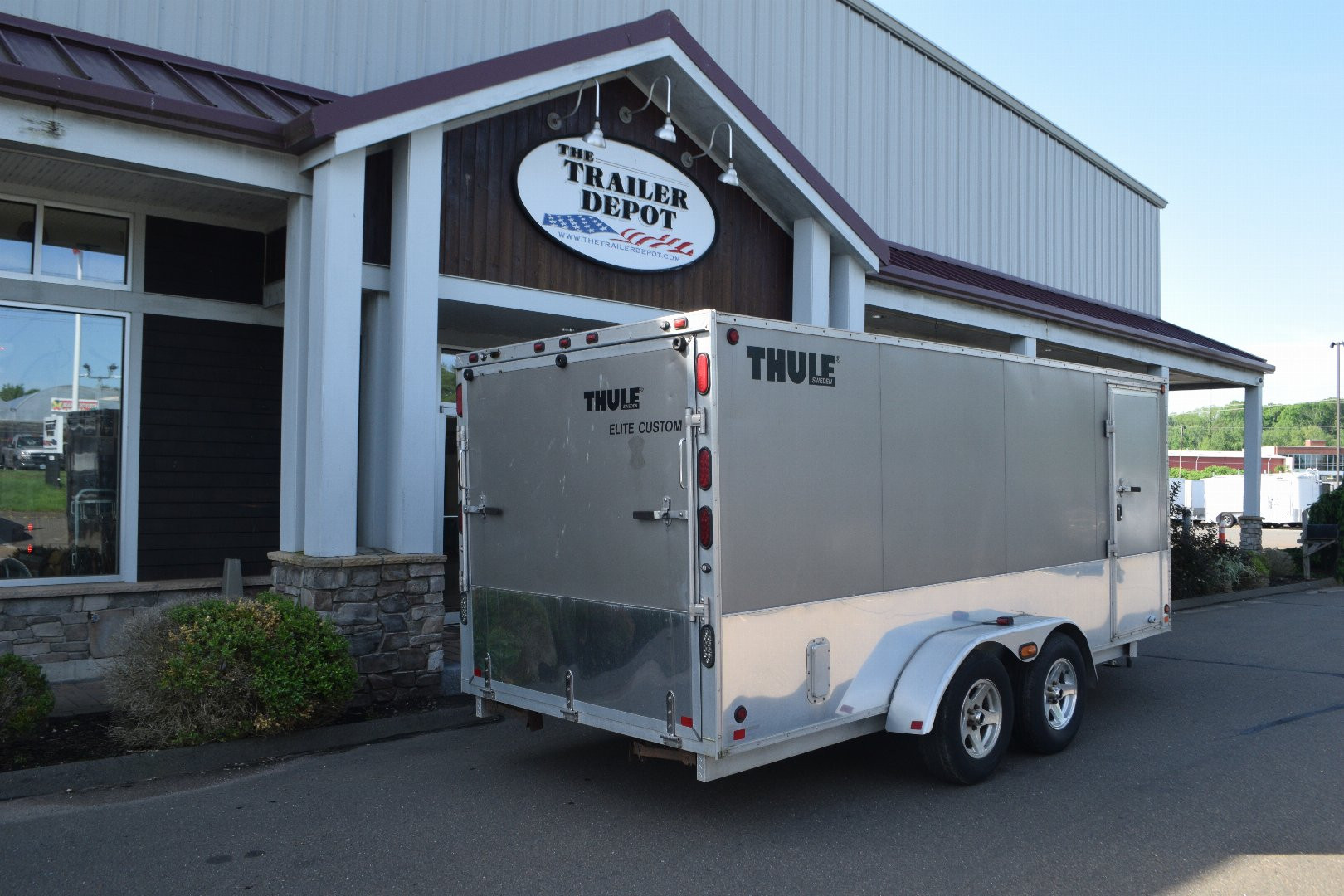 Used THULE 6’6′ X 16′ ENCLOSED MOTORCYCLE TRAILER 6K for sale in ...