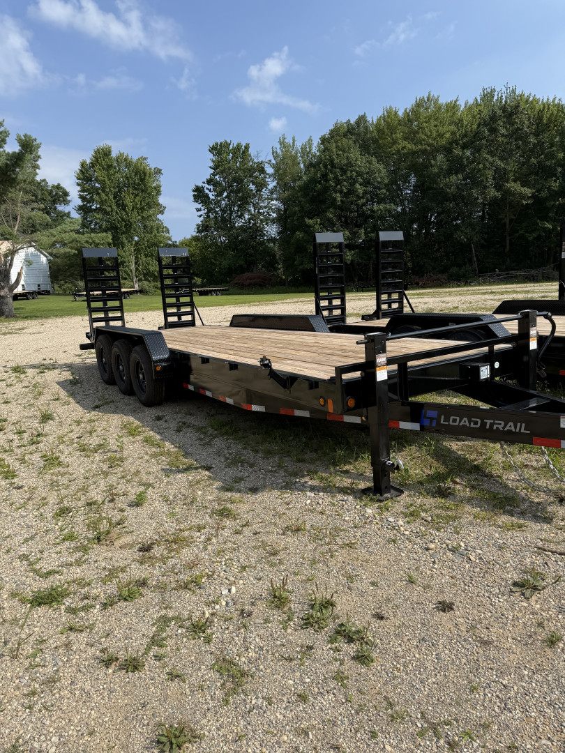 New 2025 LOAD TRAIL 83X24 21K Equipment Trailer
