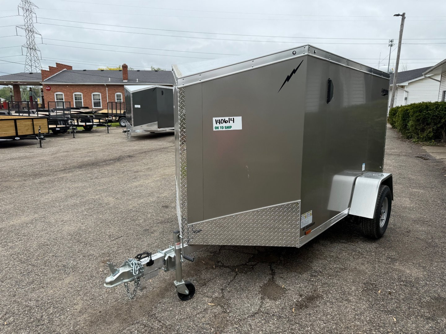 New 2025 Lighting 5 x 8 Enclosed Trailer w/ Ramp (Single) Cargo ...