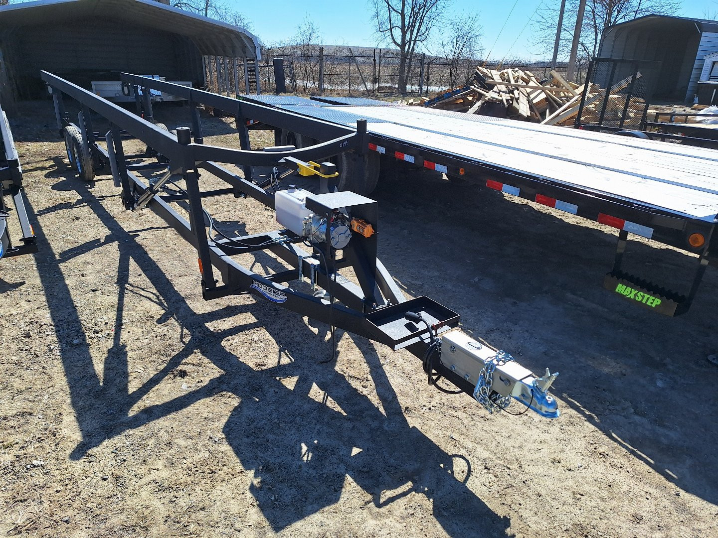 New 2025 Hoosier 18-22' Hyd. Lift Tandem Axle Pontoon/Tri-Toon Trailer ...