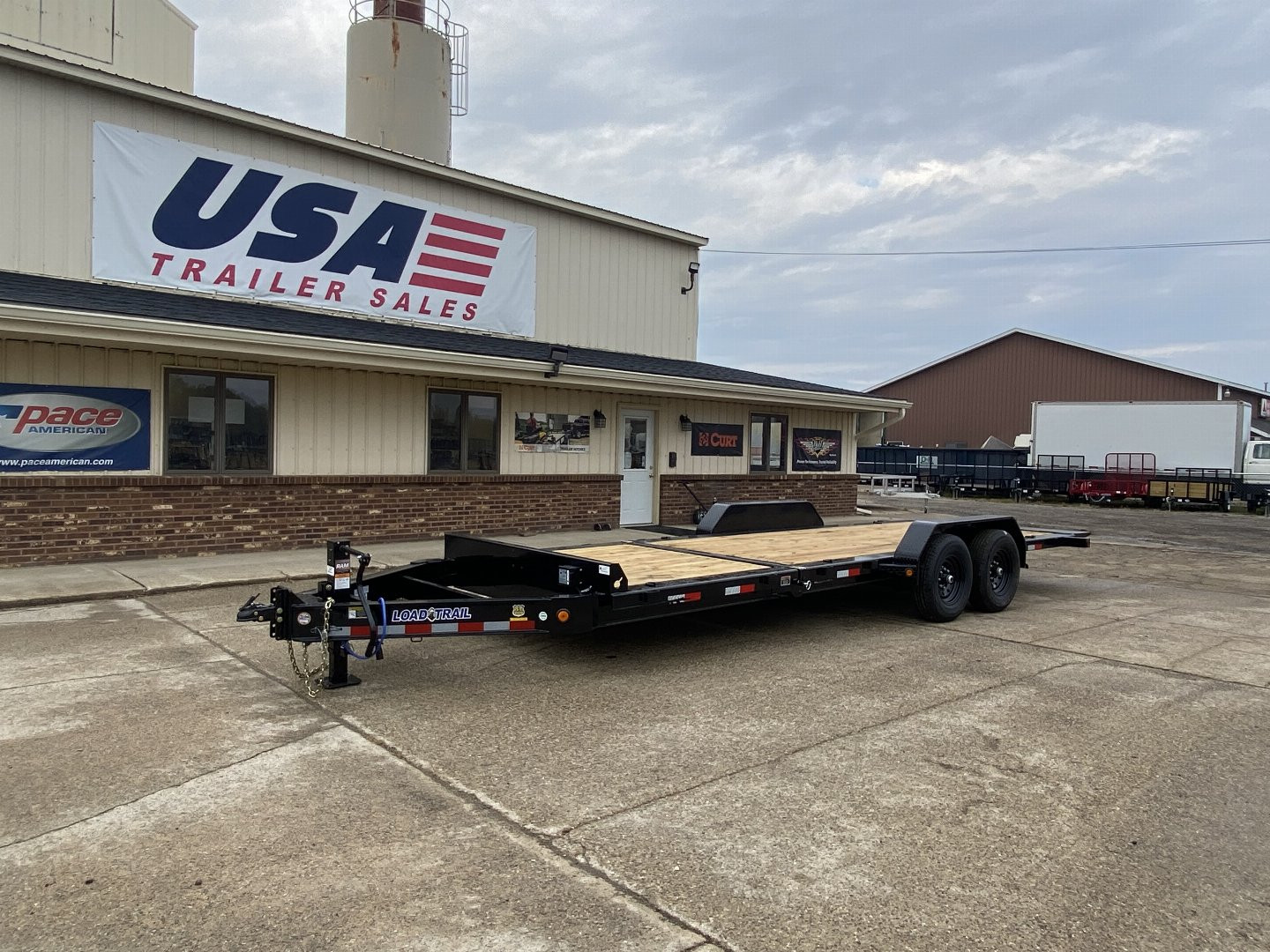 New 2025 LOAD TRAIL 83"x22' 14k Split Deck Gravity Tilt Trailer *OLD ...