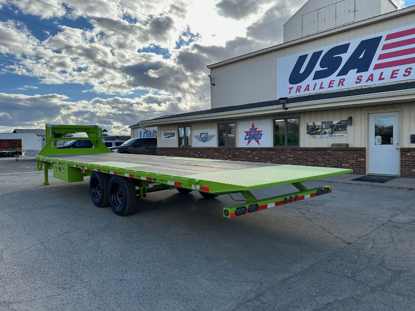New 2025 Load Trail 102"x28' 16K Power Tilt Gooseneck Trailer for sale ...