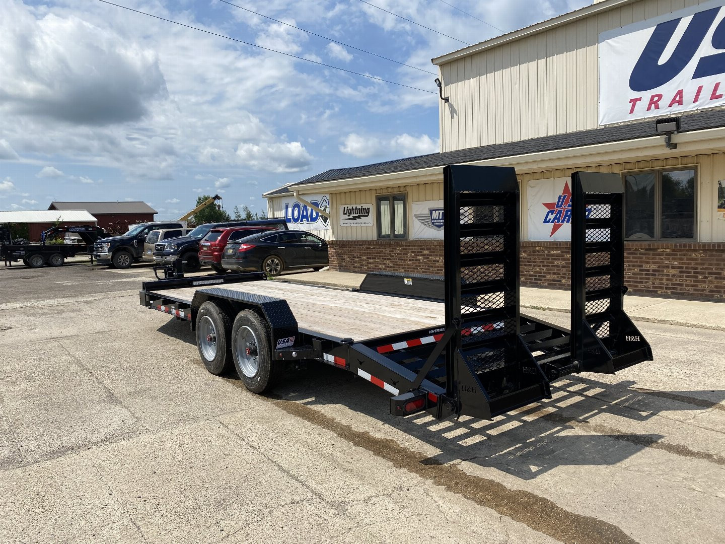 New 2024 H&H TRAILERS 82"x20' Topline 16K w/Options Equipment Trailer ...