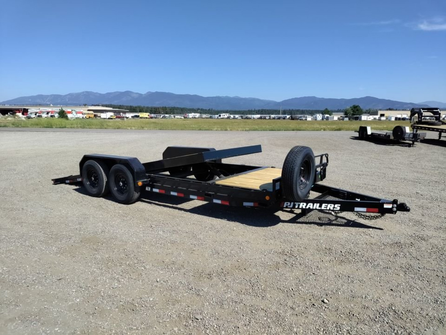 New 2025 PJ Trailers T6 Tilt Tilt Trailer