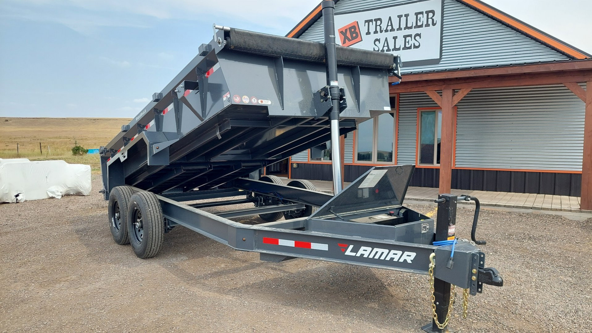 New 2025 Lamar Telescopic Dump Trailer 14' 14K