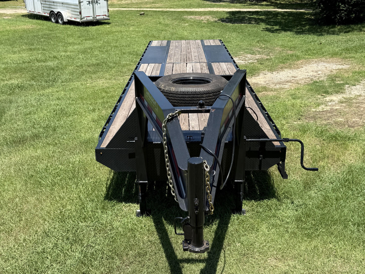 New 2025 Caliber Trailer Mfg 8.5x40DO20KGN Equipment Trailer