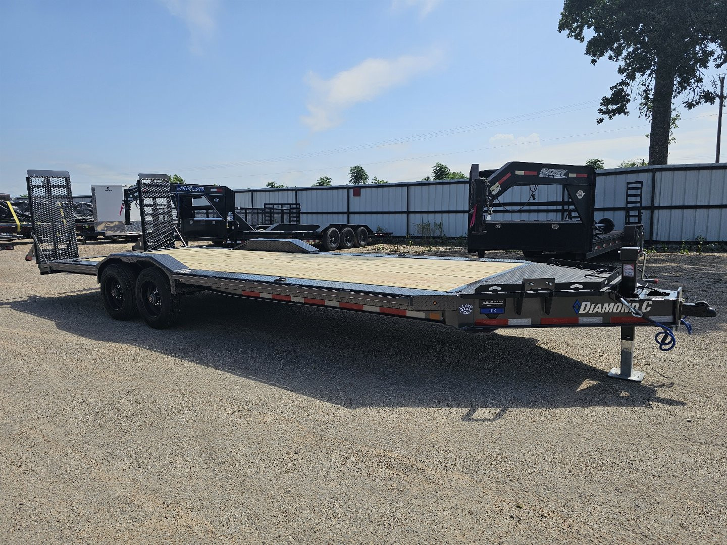 New 2025 Diamond C Trailers LPX210 24X82 W/ MAX WIDE PKG Equipment ...