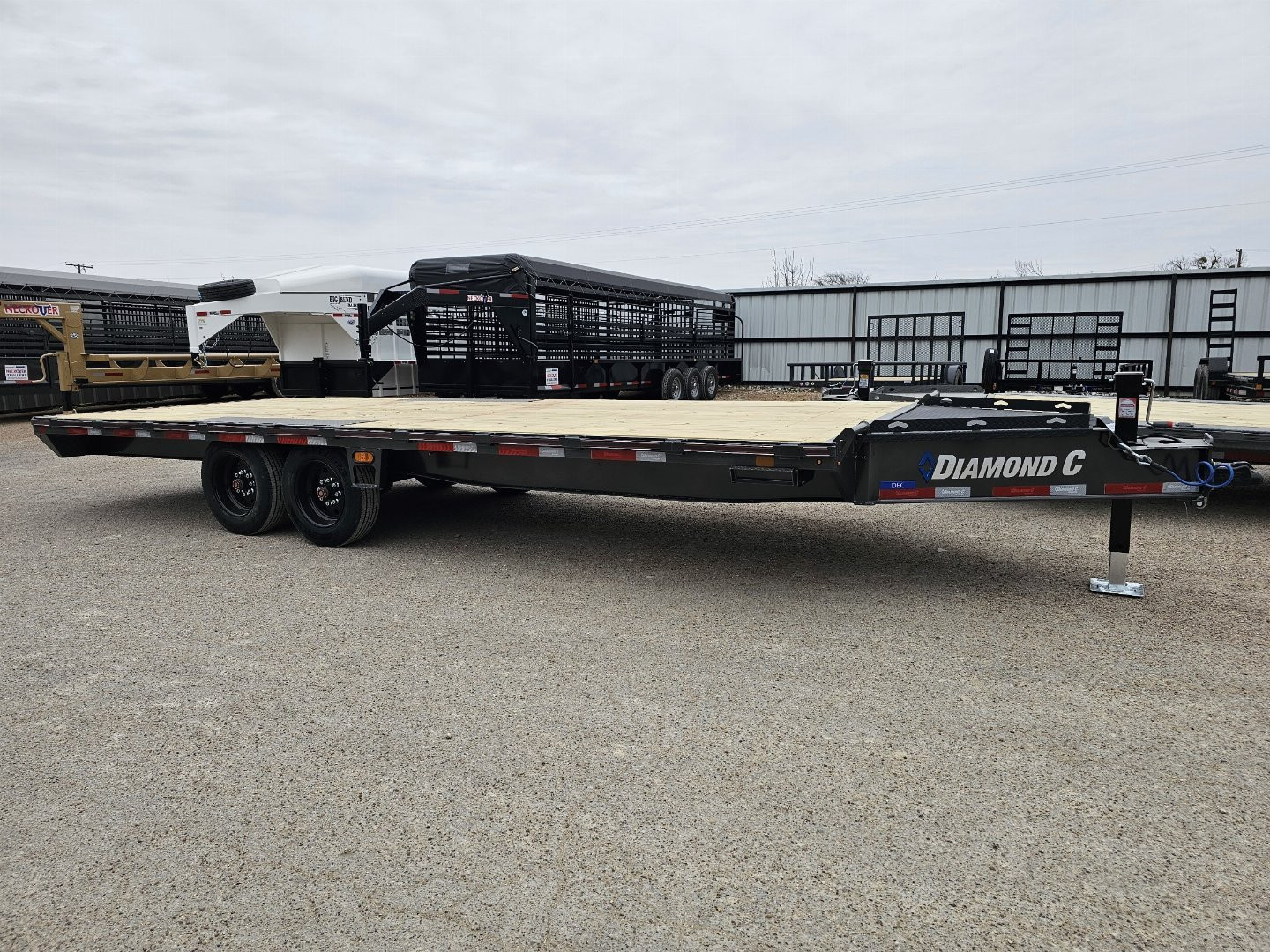 New 2025 Diamond C Trailers DEC208 22X102 Deckover Trailer for sale in ...