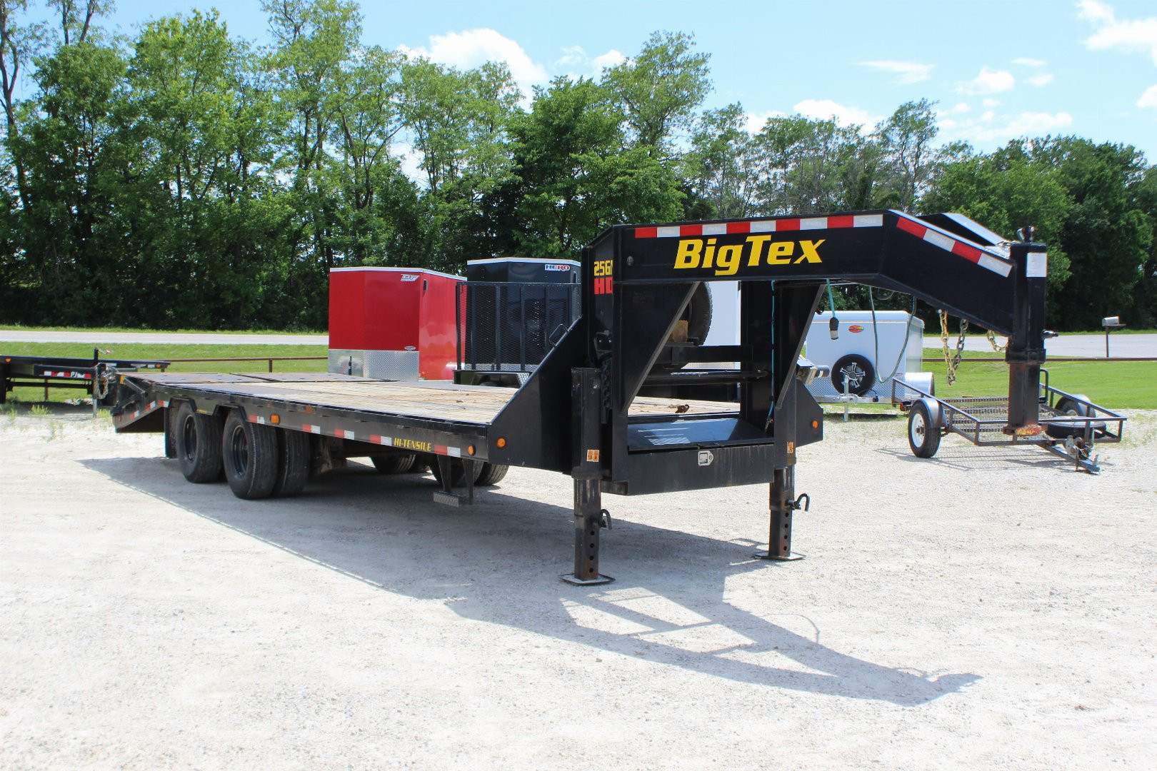 Used 2021 Big Tex 25' gooseneck Flatbed Trailer for sale in Versailles, MO