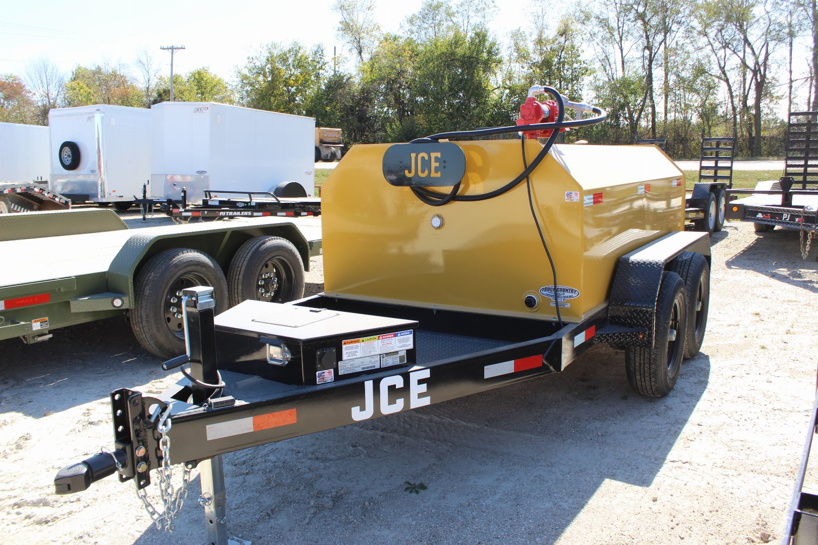 New 2025 JCE 750 Gal. Fuel Trailer