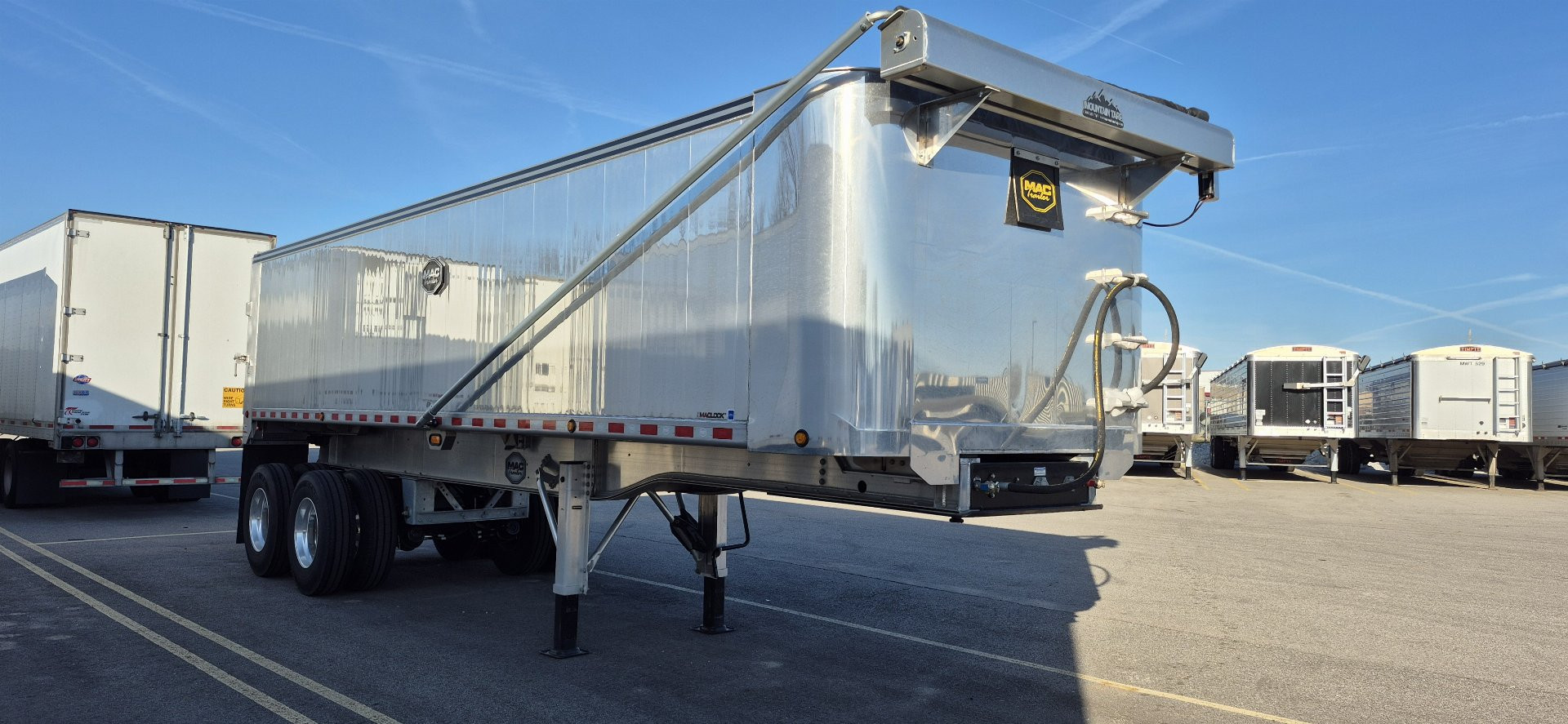 New MAC Trailers 28' Dump Trailer w/ Electric Tarp