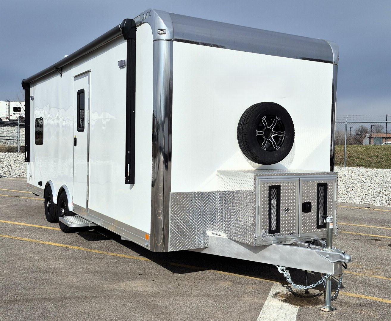 New 24’ Front Office Medical / Office Trailer w/ Bathroom, Generator ...