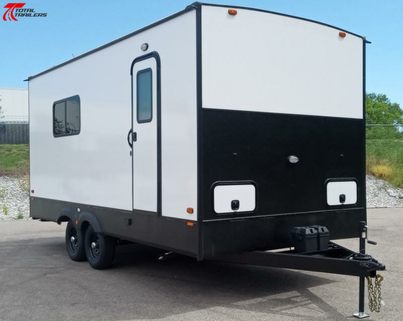 New 20' Jobsite Office Trailer w/ AC, Heat, Cabinets