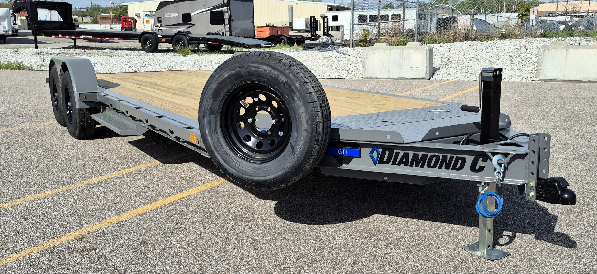 New Diamond C Trailers GTF206-20' Open Car Hauler 9890LB, Spare Tire ...