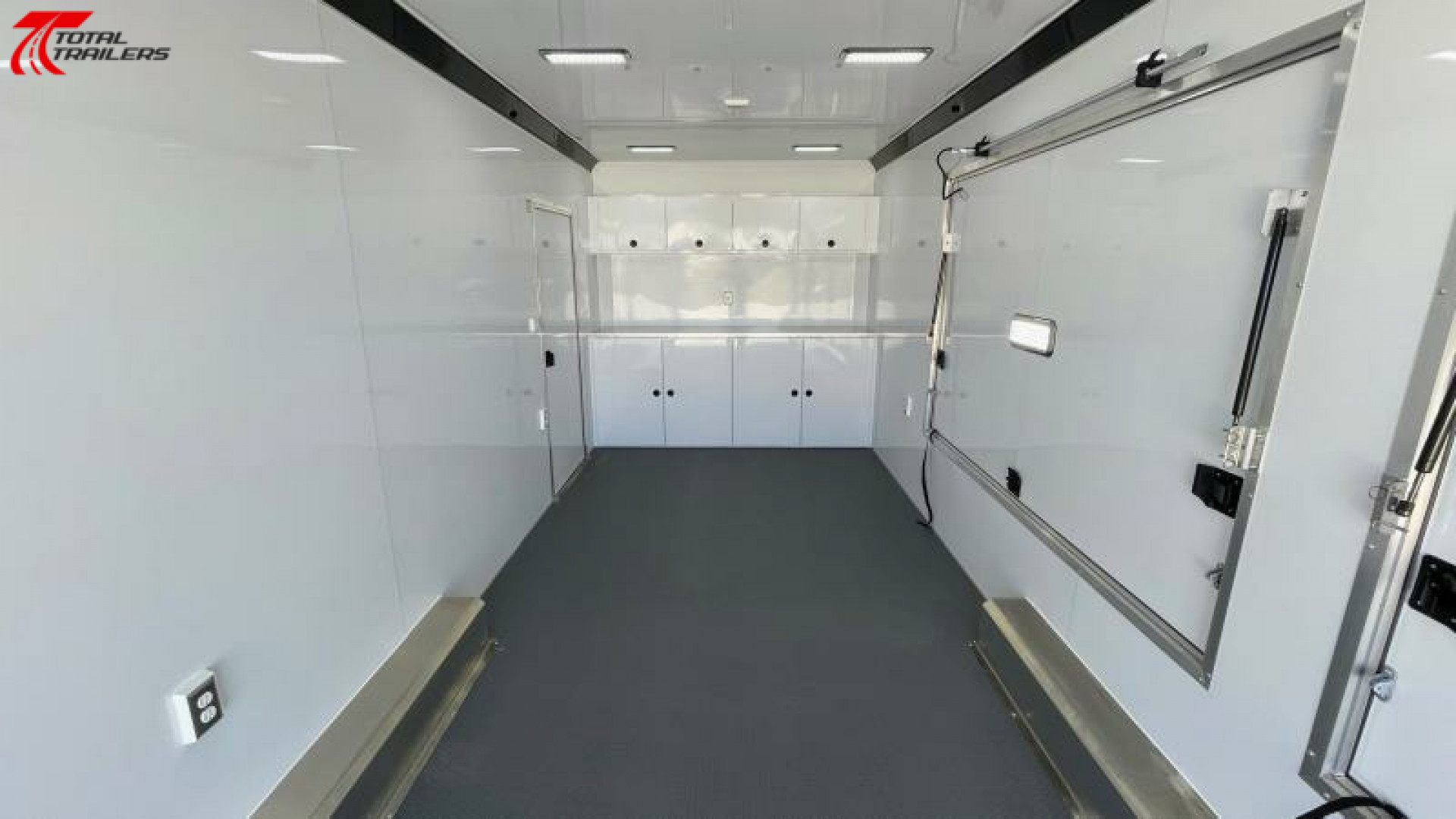 New 8.5 X 24 Display Vending / Merchandising Marketing Trailer