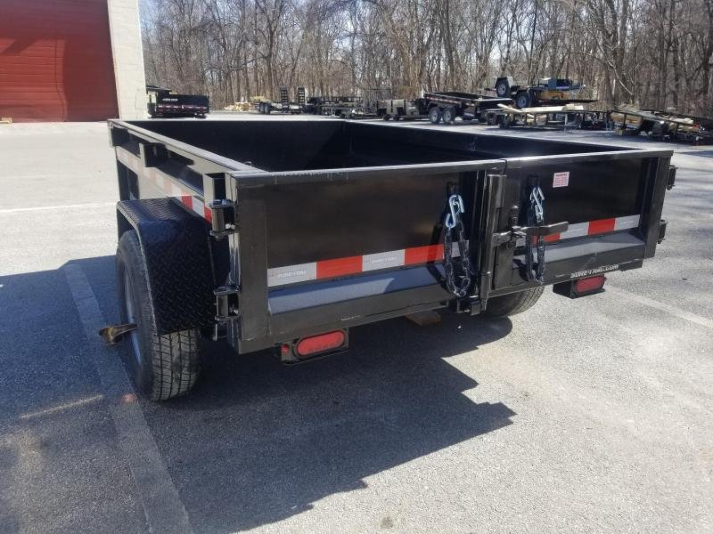 New 5 x 8 Sure Trac Low-Pro Single Ram Dump Trailer 5k