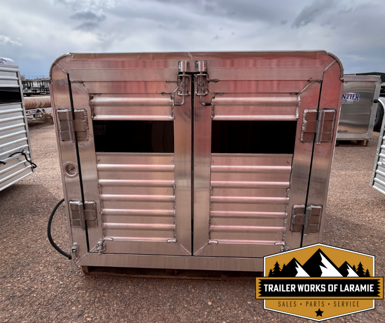 New 2025 Frontier Livestock Transport Box 48x48" Double Door With Divider