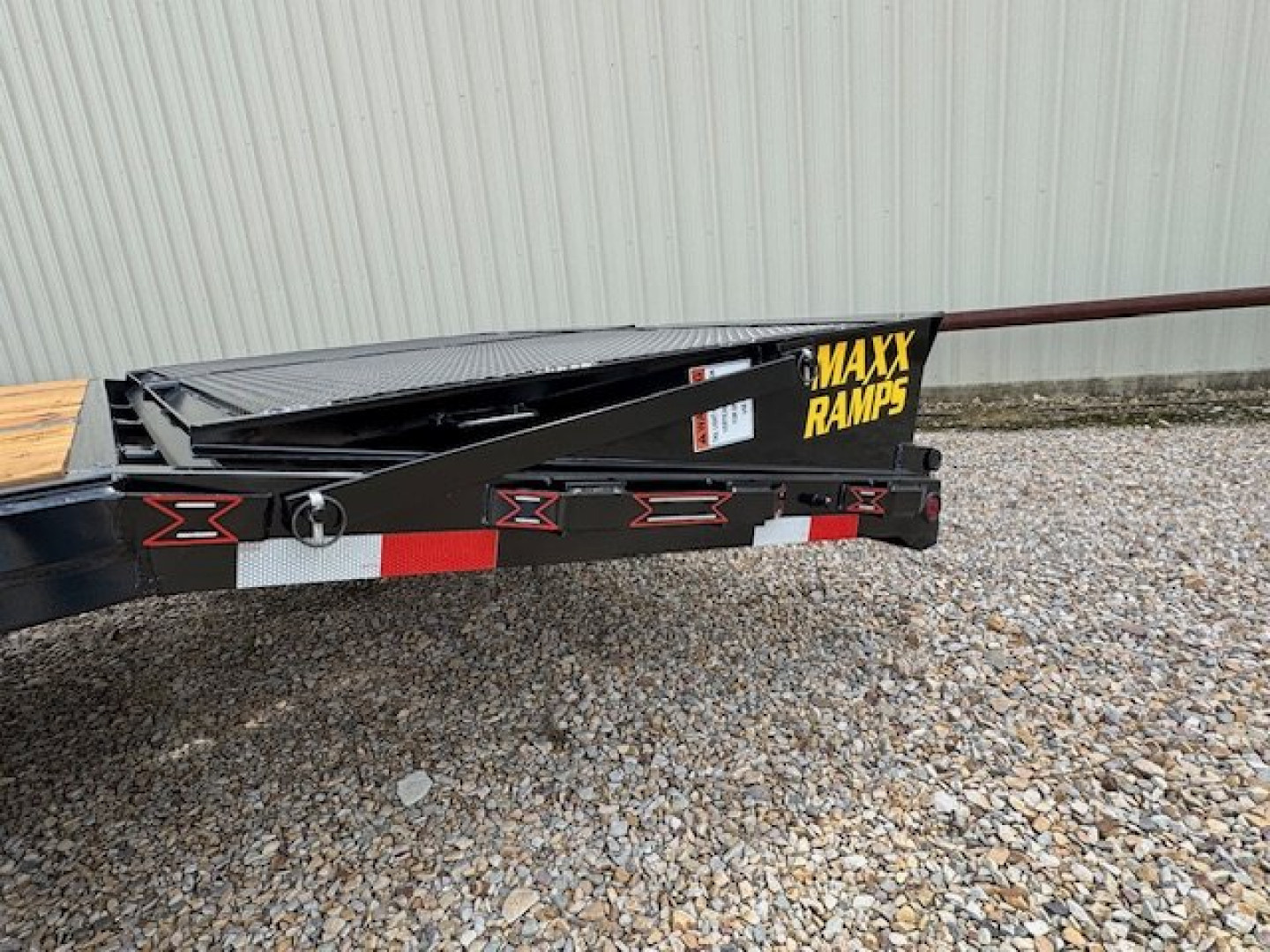New 2025 Diamond T 102 in x 32 ft Gooseneck Dual Tandem Flatbed Trailer ...