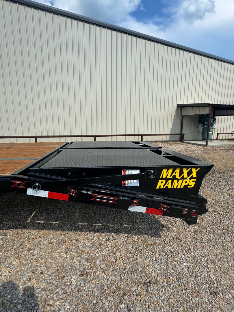 New 2026 Diamond T 102' x 36' Dual Tandem Flatdeck, GWVR 24k, Maxx ...