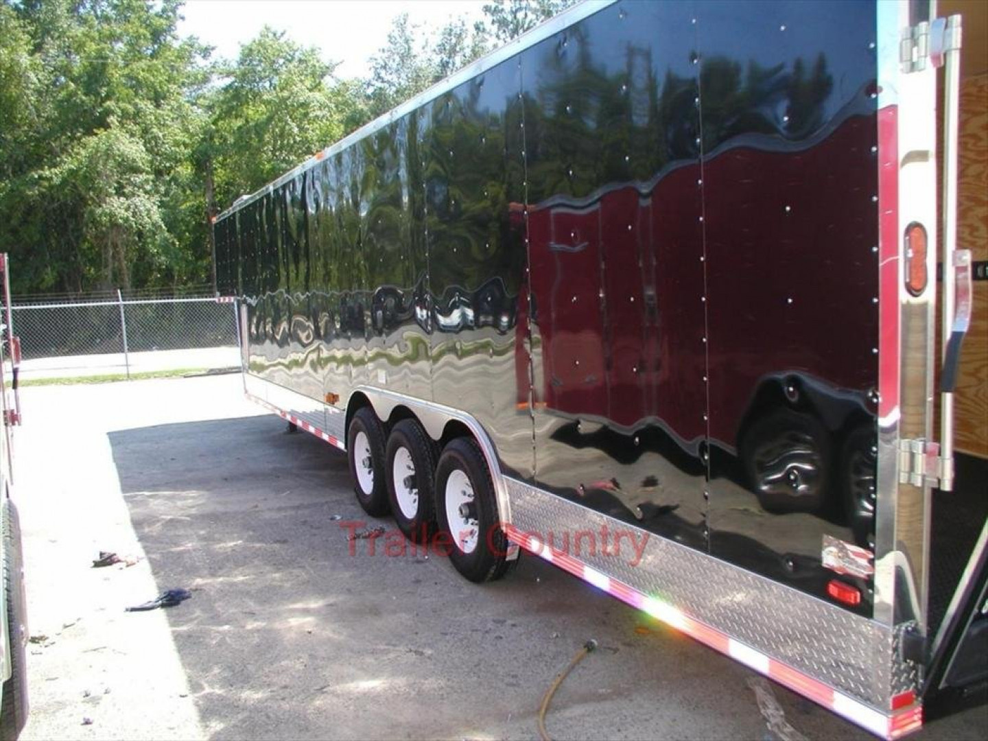 New 2026 Brand New Model 8.5x30 + 8' RISER Tri Axle, Enclosed Gooseneck ...