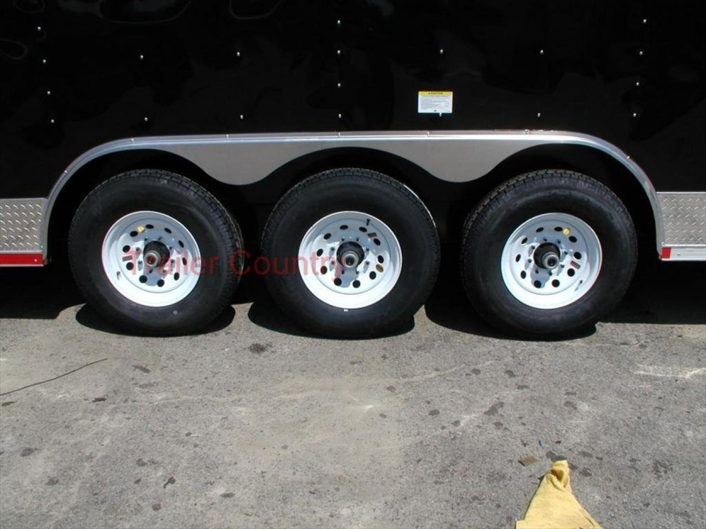 New 2026 Brand New Model 8.5x30 + 8' RISER Tri Axle, Enclosed Gooseneck ...