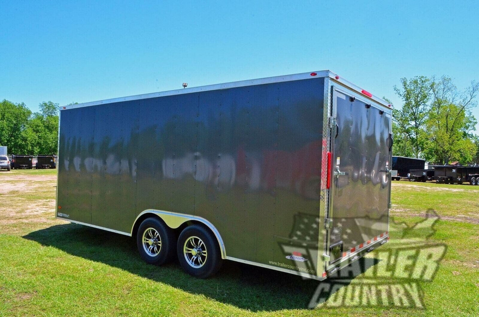 New 2026 New Model 8.5x18 Tandem Axle, Enclosed Car Hauler Cargo Race ...