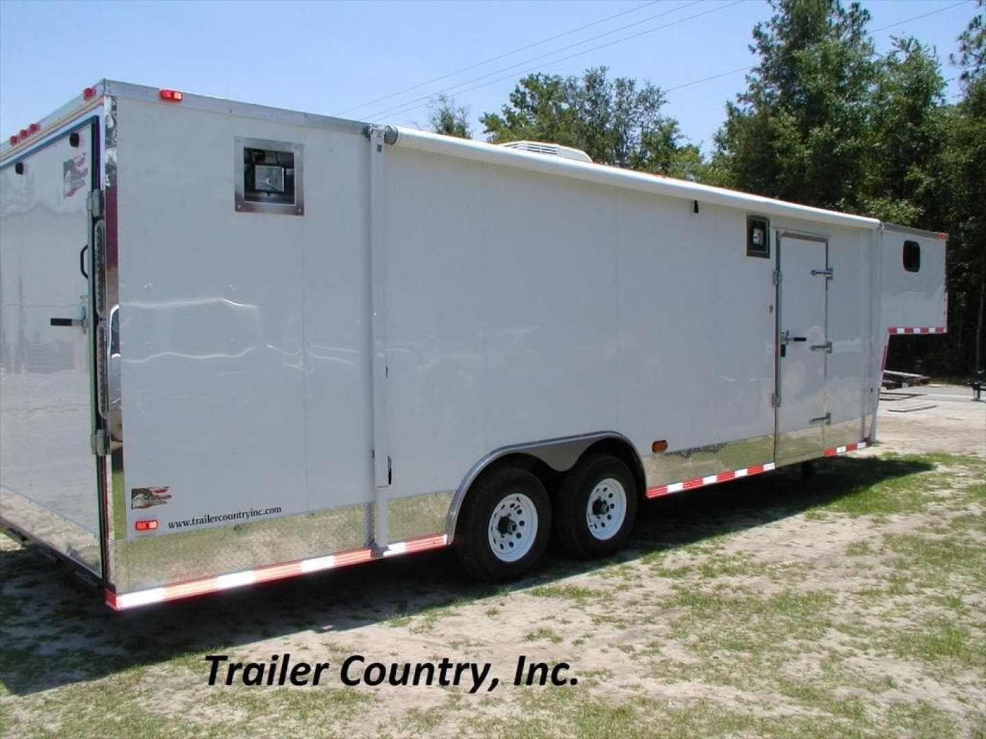 New 2026 Brand New 8.5x24 + 8' RISER Tandem Axle, Enclosed Gooseneck ...