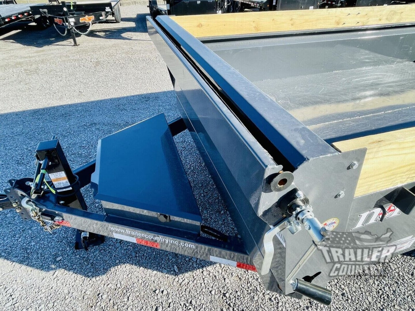 New NEW 7x14 Dump, 10 Gauge Floor, Charger, Tarp Kit, Barn Gate & Side ...