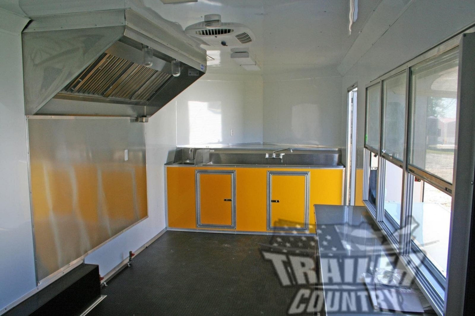 New 2026 Brand New Model 8.5x20 Tandem Axle, V-Nosed Enclosed Mobile ...