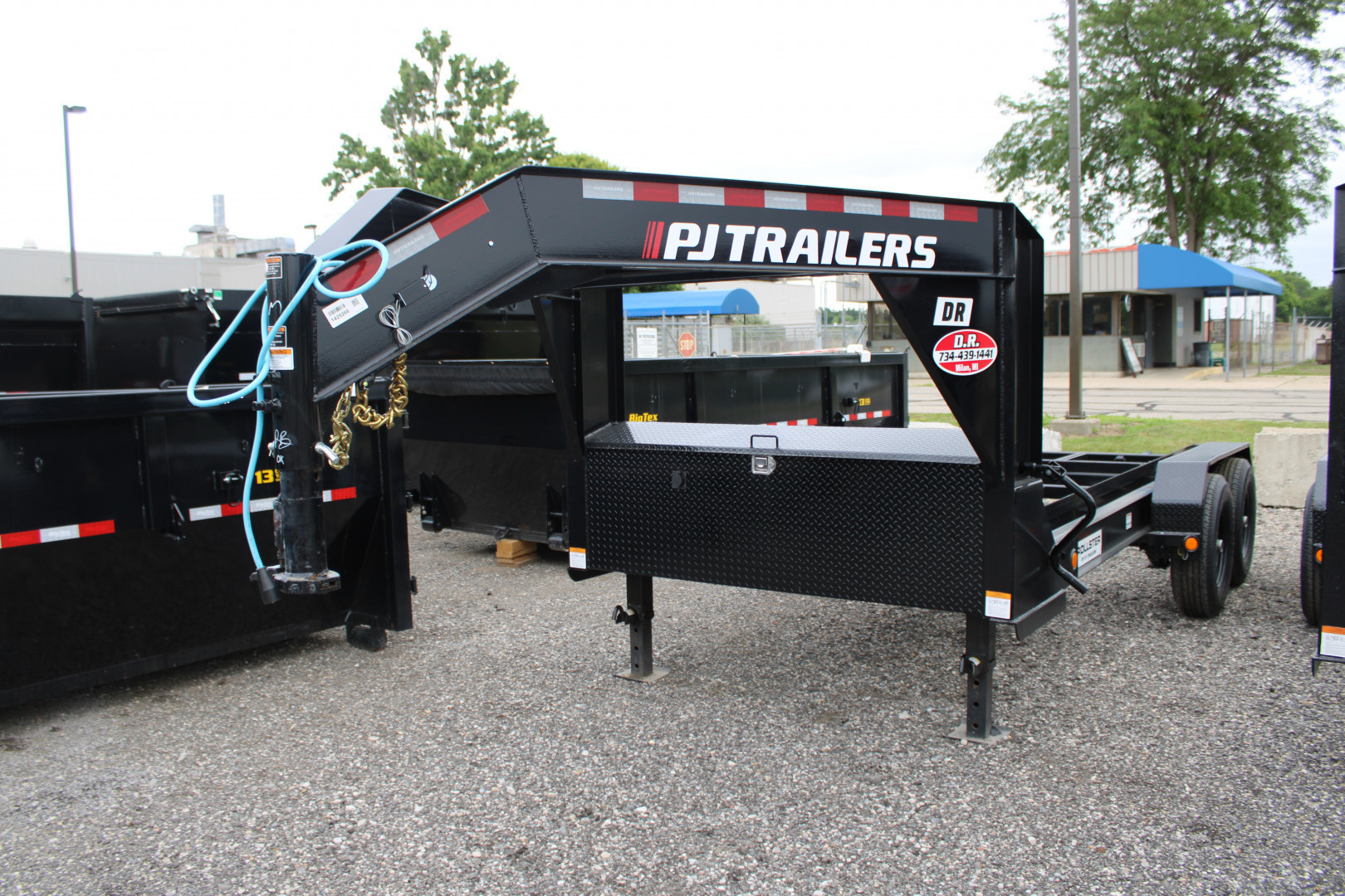 New 2026 PJ Trailers 14' GN GOOSENECK ROLLSTER DUMP Dump Trailer