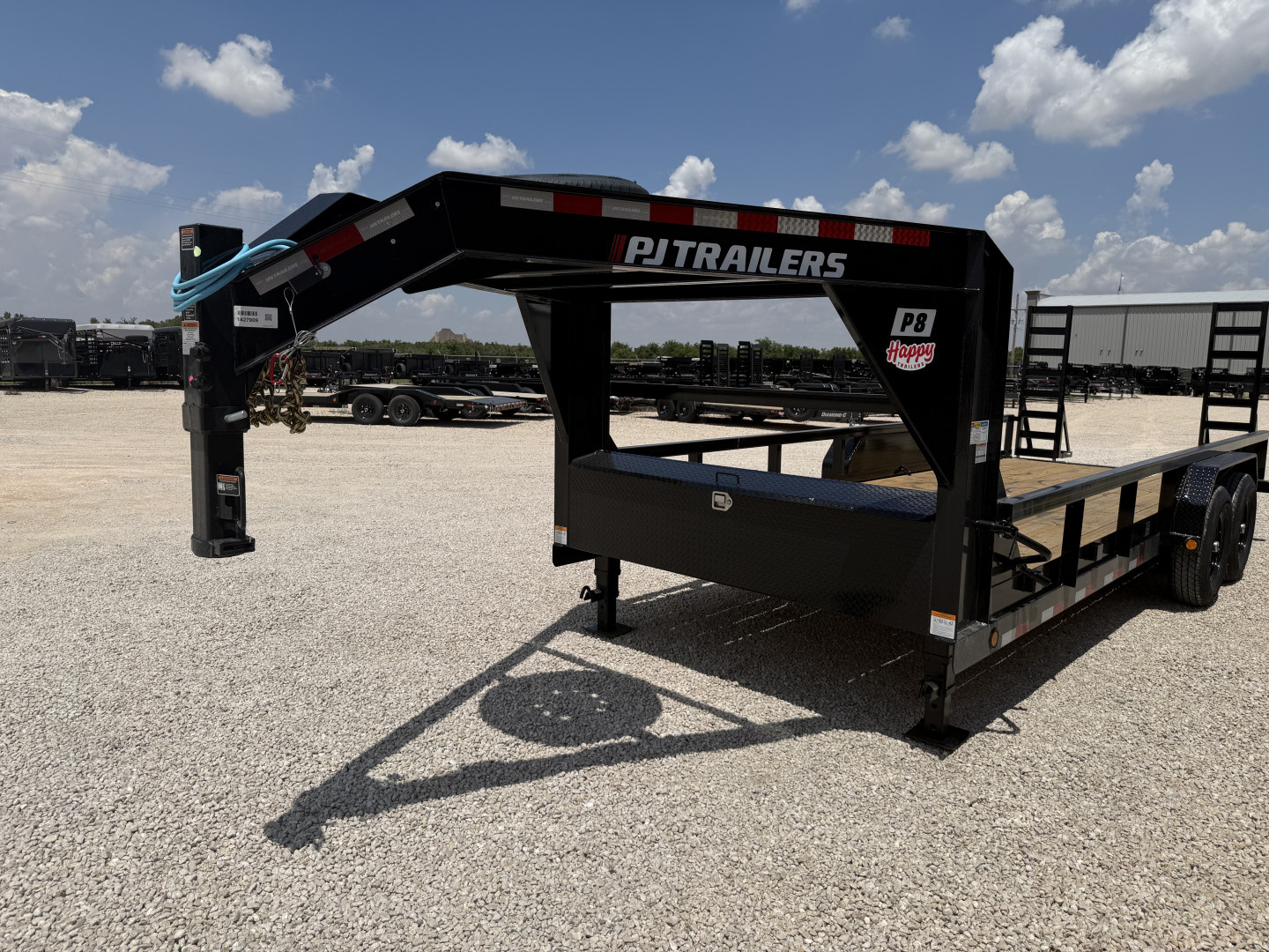 New 2026 PJ 83"x20' Gooseneck Angle Pipetop Trailer – P8