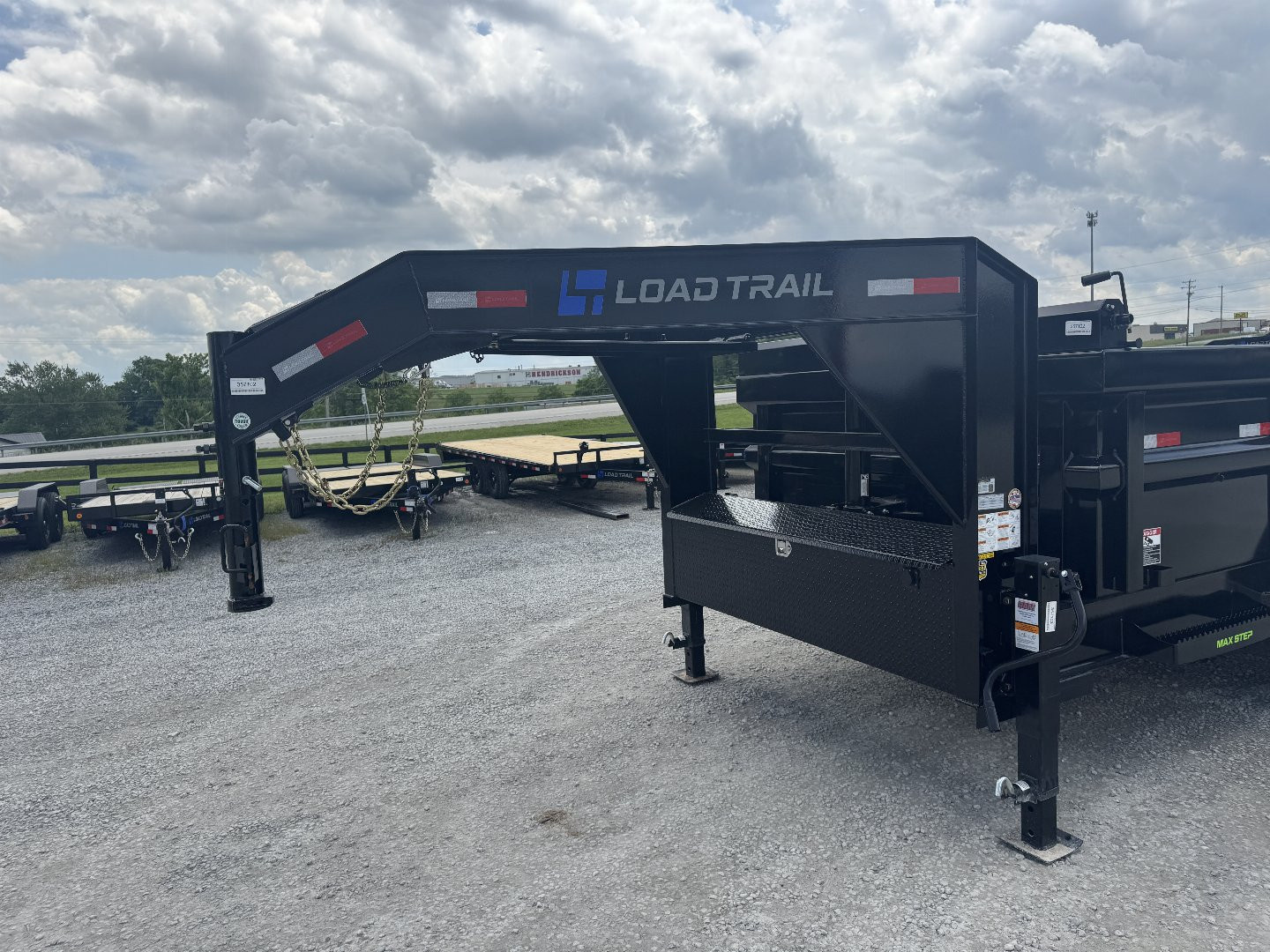 New 2025 LOAD TRAIL 83"x16' 21,000# 3' Side Telescopic Lift Dump Trailer