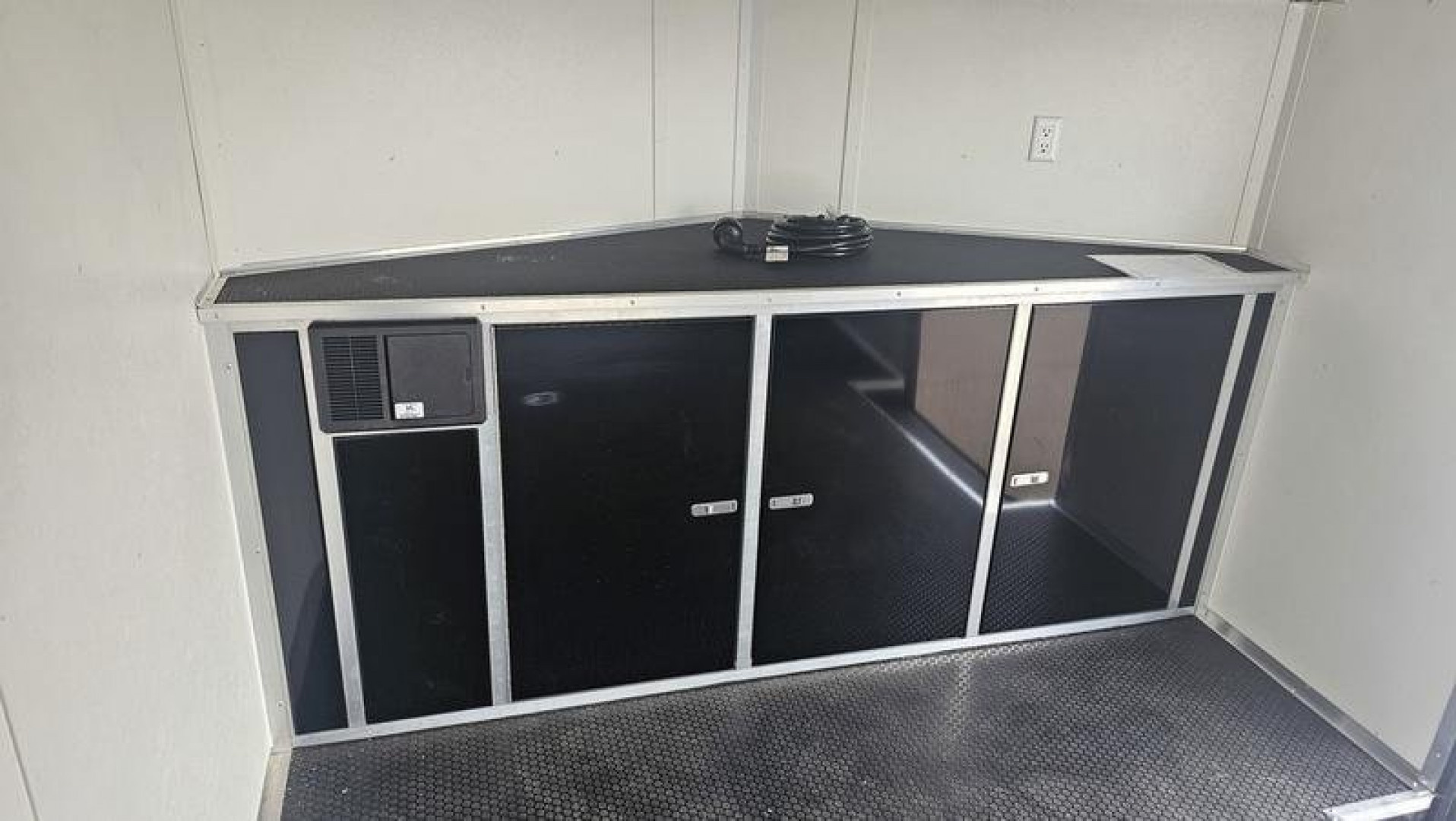 New 2024 American Hauler Mach 8.5x 24'- Enclosed Race Trailer