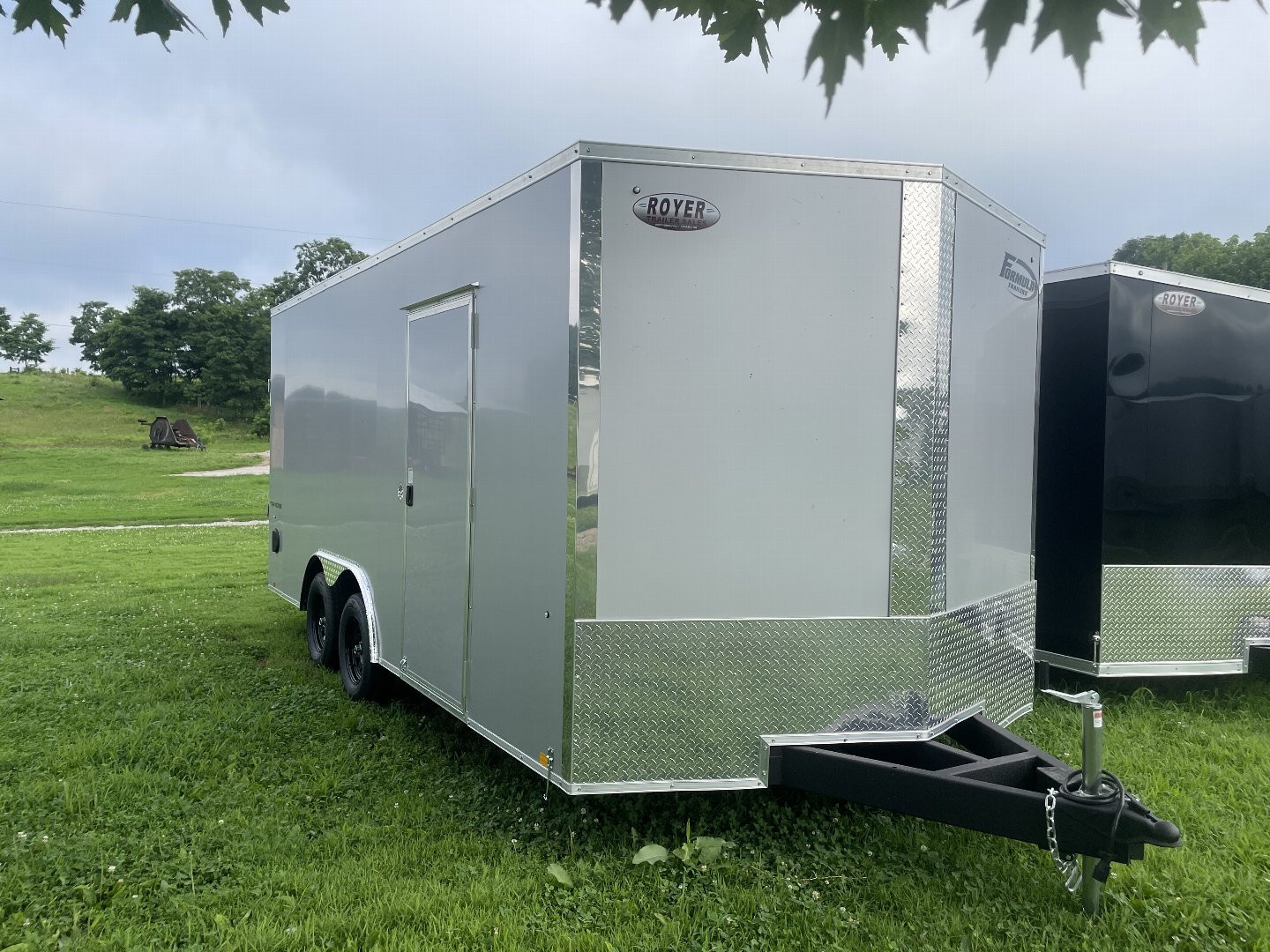 New 2025 FORMULA TRAILERS TRAVERSE 8.5x18X84" .080 POLYCORE w/ REAR ...