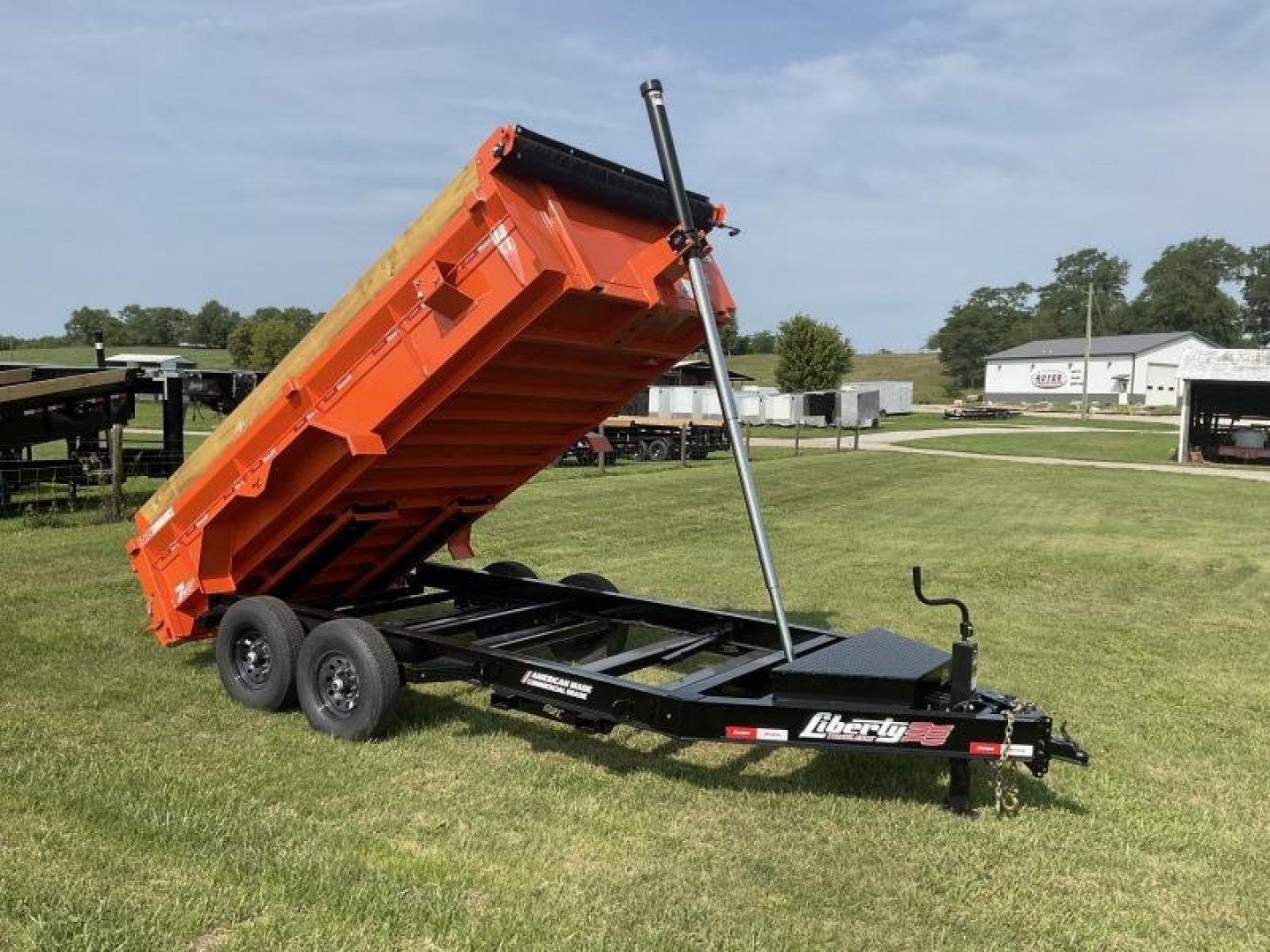 New 83"X16' LIBERTY TELESCOPIC Dump Trailer w/ Tarp & Ramps TWO TONE ...