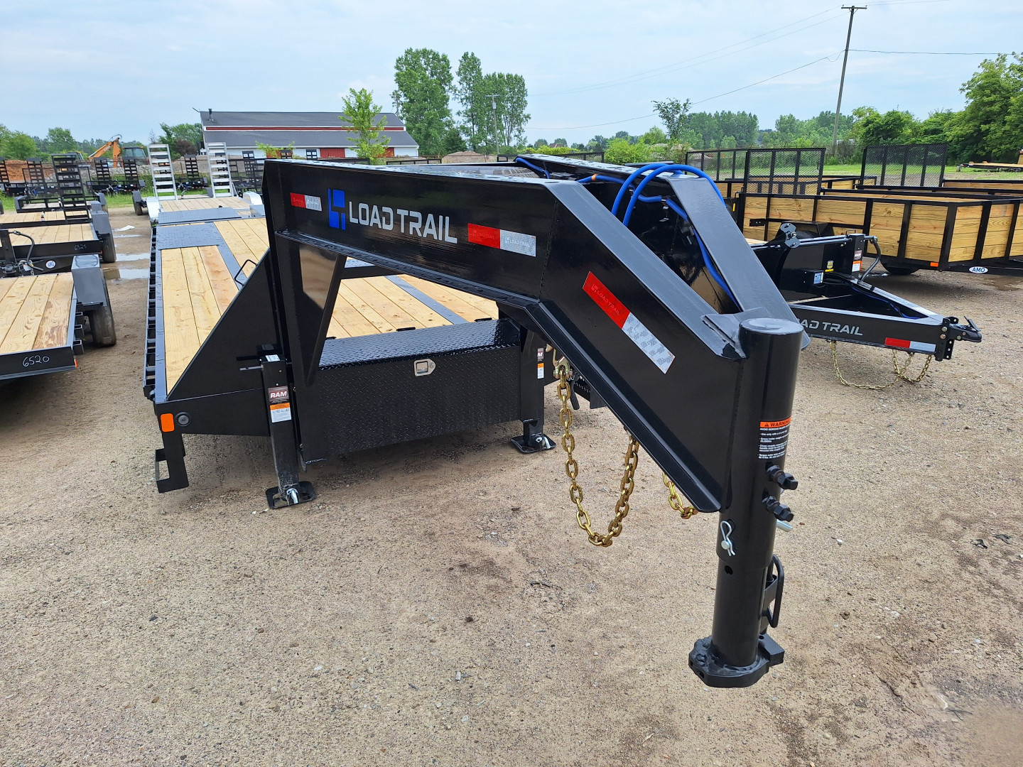 New 2026 Load Trail 102x30 Gooseneck Deck Over W/Max Ramps