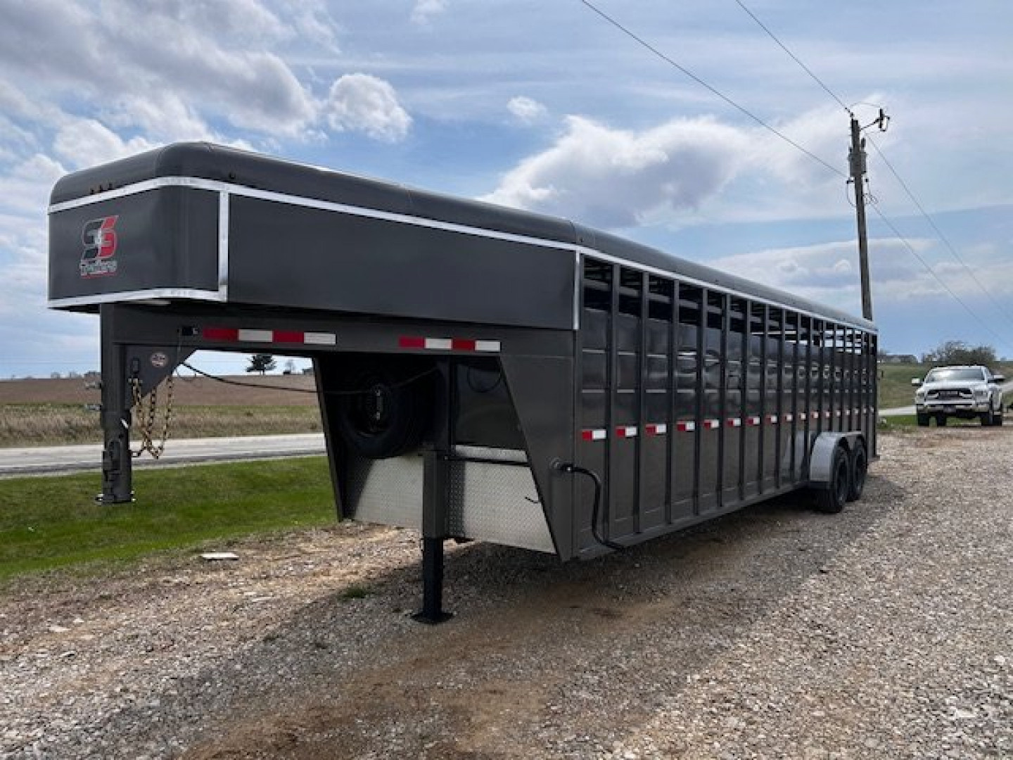 Used 2025 S&S Manufacturing 6'8"X28' LIVESTOCK TRAILER 16K GVWR Stock ...