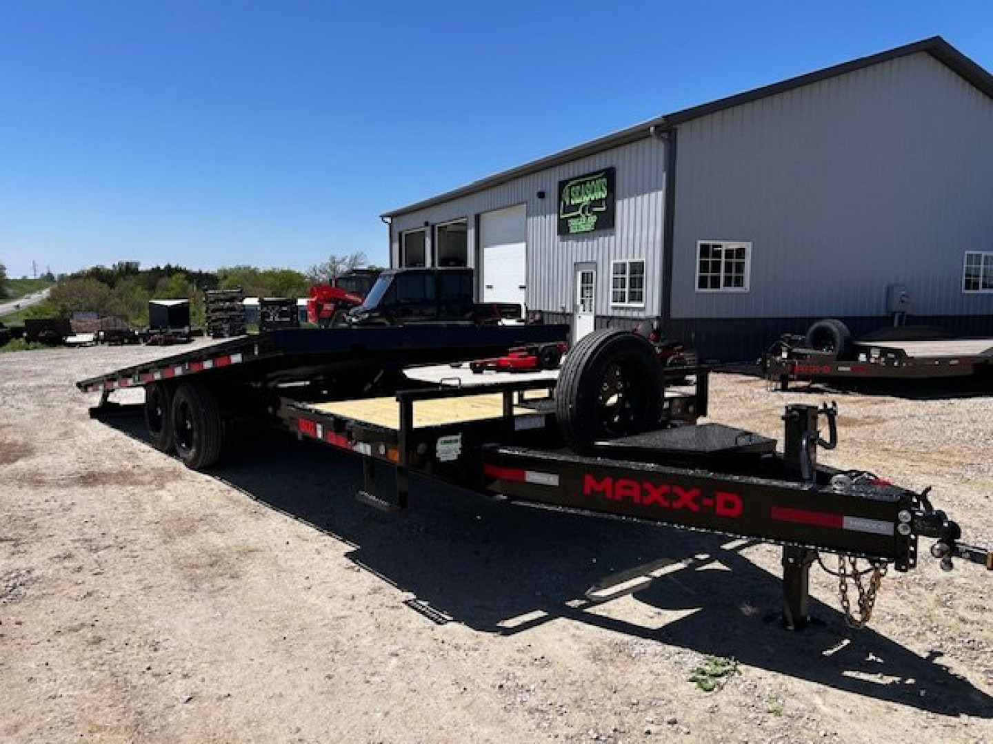 New 2026 MAXX-D GOX 102X24 GRAVITY TILT DECKOVER Equipment Trailer 16K ...