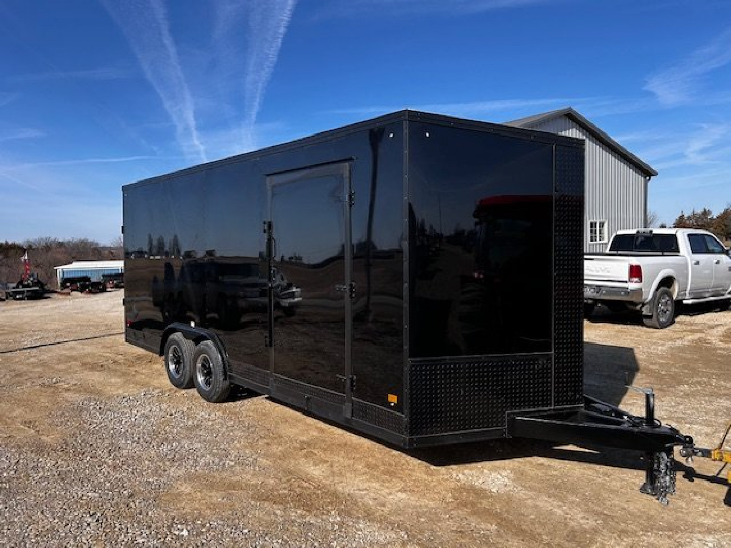New 2025 Discovery Trailers 8.5X20 CAR HAULER BLACK-OUT PACKAGE 9.9K ...