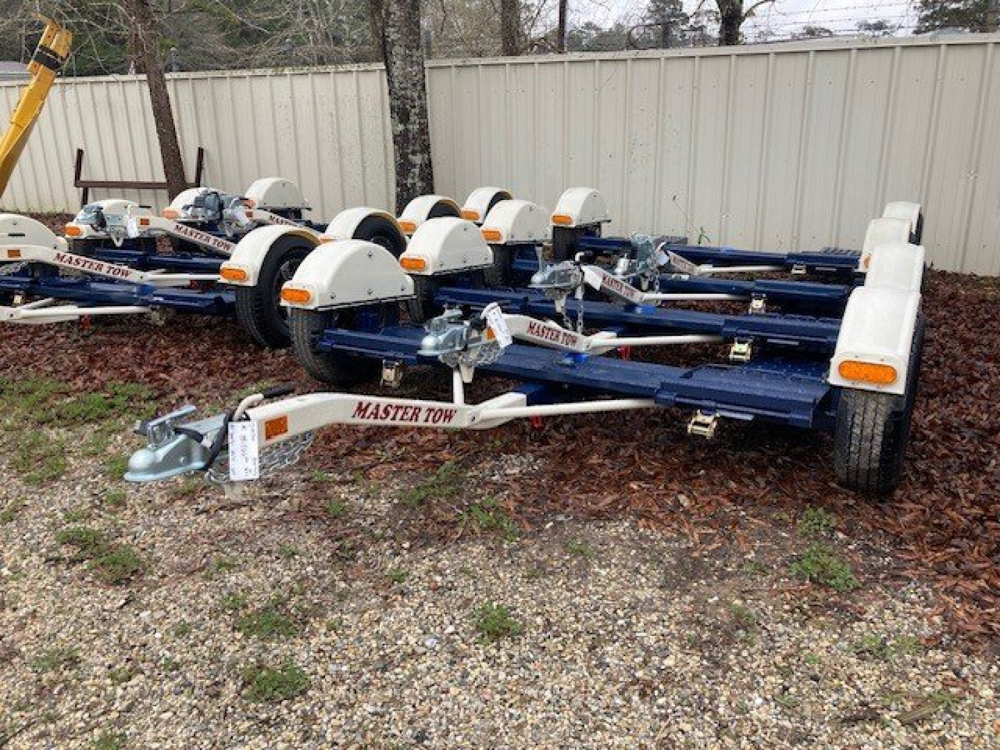 New 2025 Master Tow 80" THD Tow Dolly w/straps - NO BRAKES