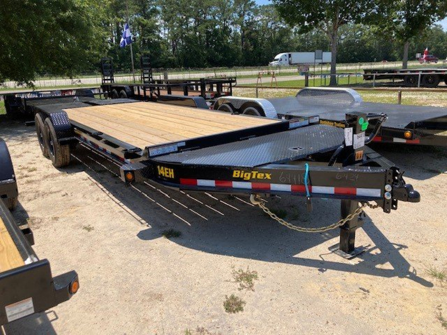 New 2025 BIG TEX TRAILERS 6.10x20 (16' 4" deck, 40" DT) 14EH Deckover Trailer