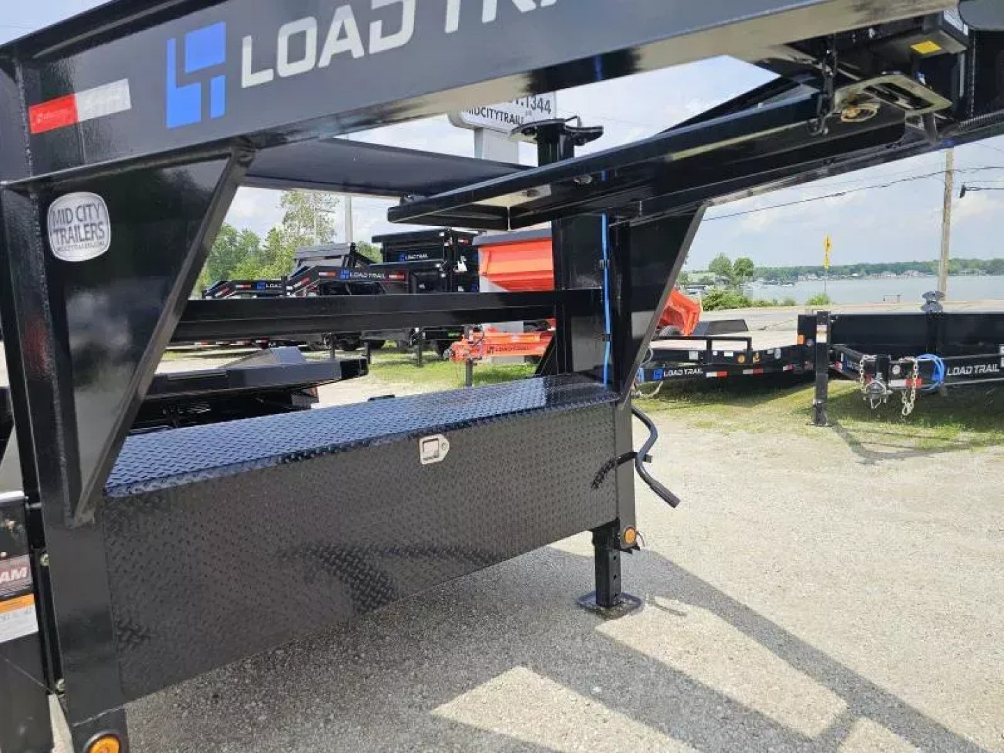 New 2025 Load Trail 83" X 22' Tilt-N-Go Gooseneck Tandem Axle Tilt Deck ...