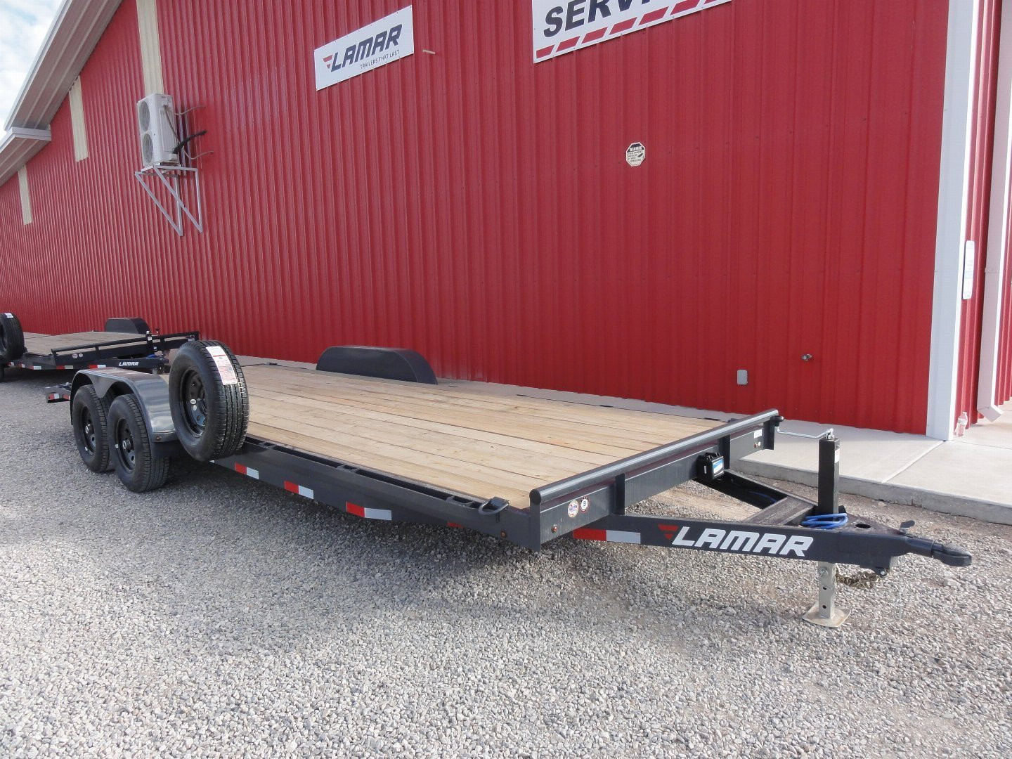 New 2025 Lamar Trailers 83x22 Cc 10k Car Hauler Car Hauler For Sale In