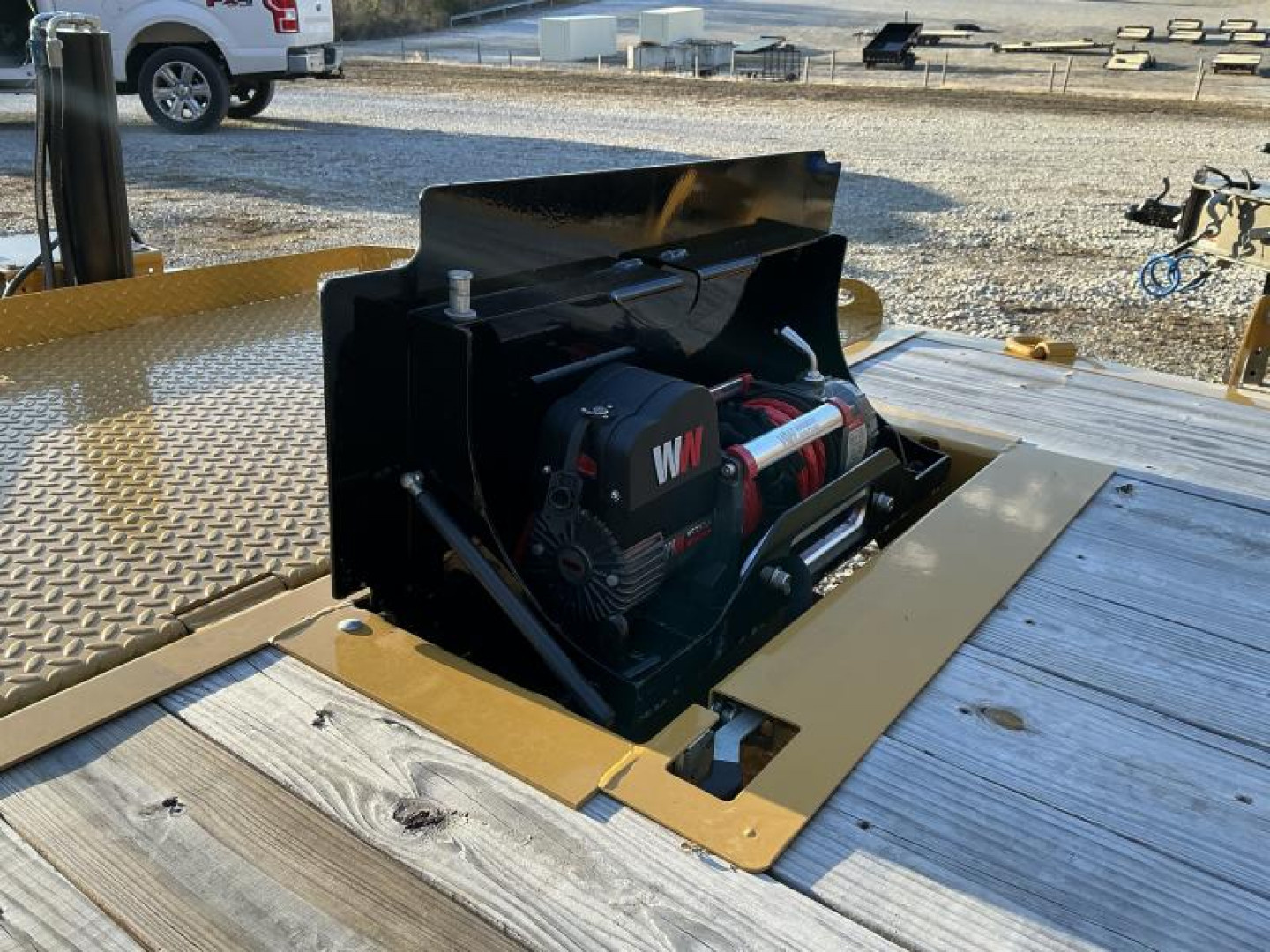 New 2024 Diamond C LPX 24' x 82" Equipment Trailer PACESETTER EDITION ...