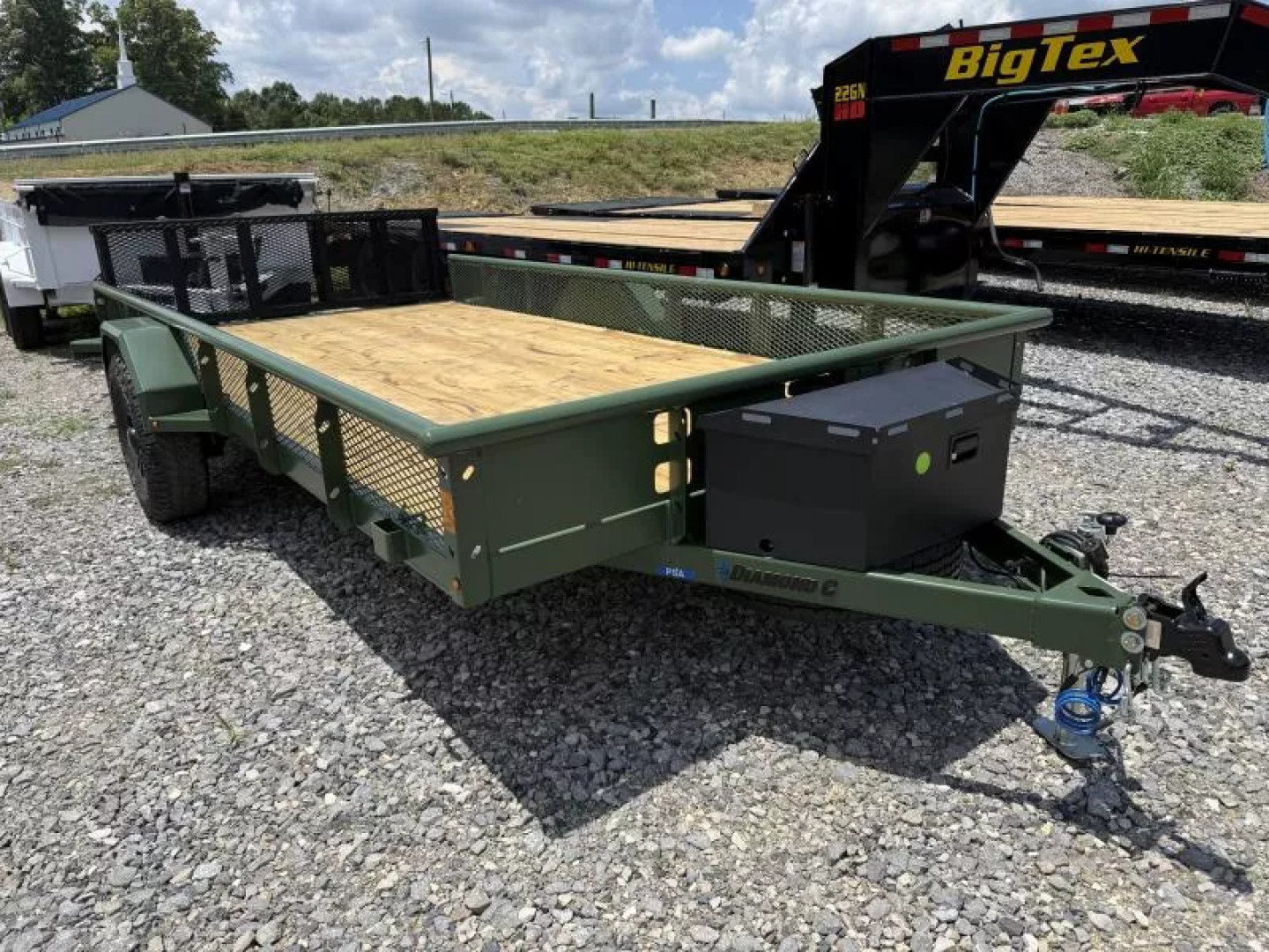 New 2025 Diamond C PSA106 Utility Trailer venture edition bi fold gate