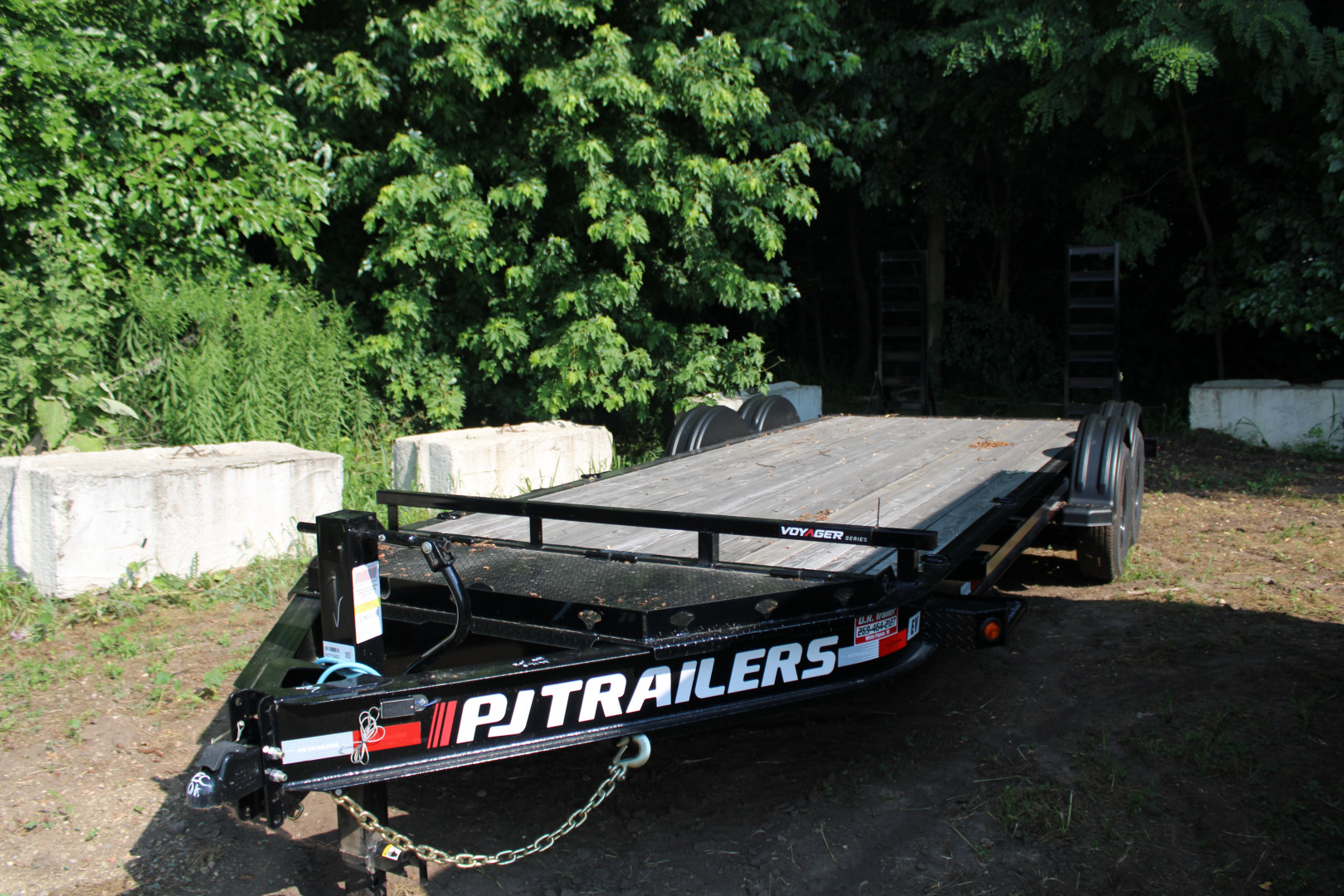 New 2025 PJ Trailers 20' EV 14K GVWR EQUIPMENT TRAILER 5166 Equipment ...