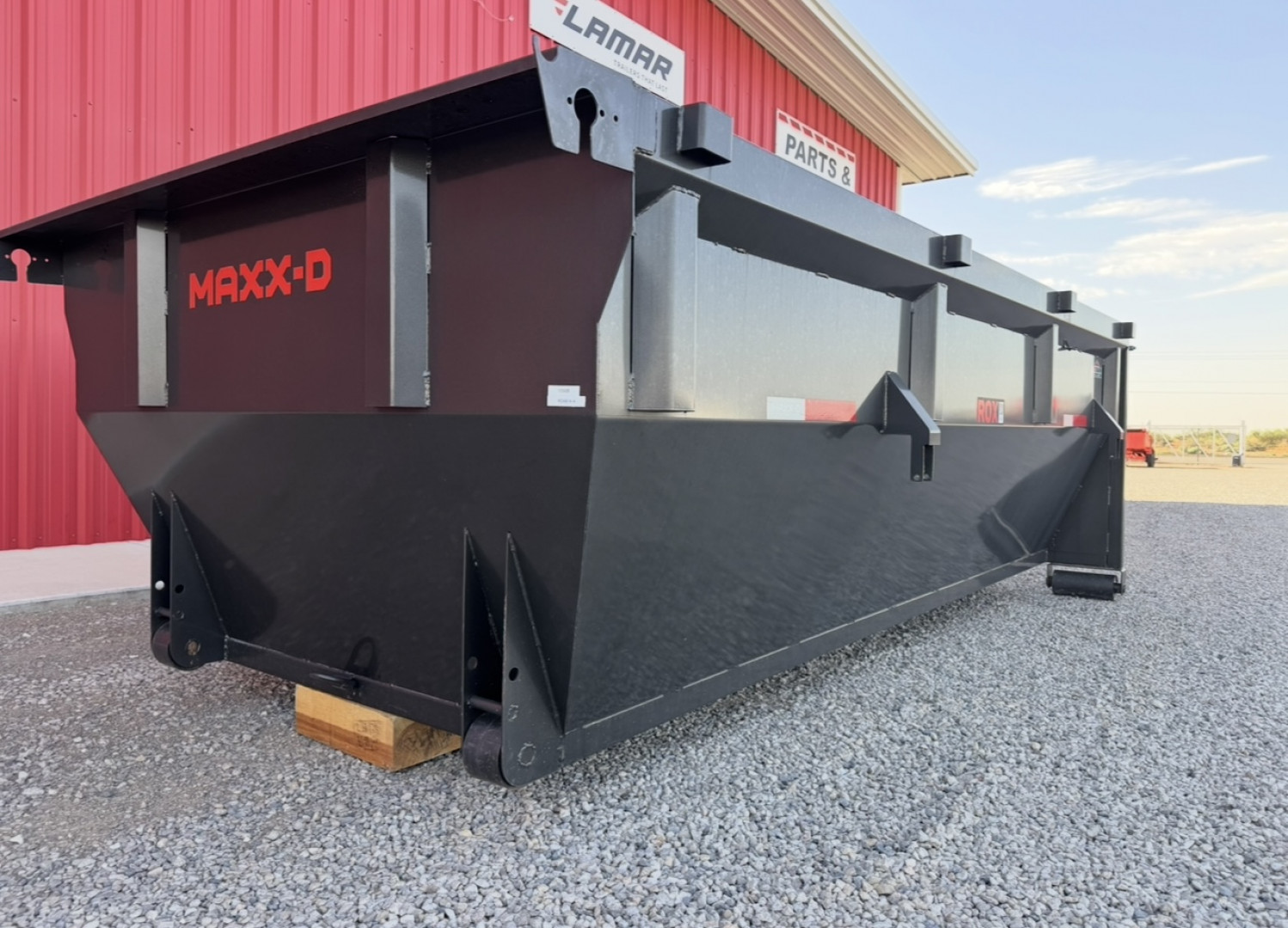 New 2025 MAXX-D 14FT 4FT SIDES Dump Bin