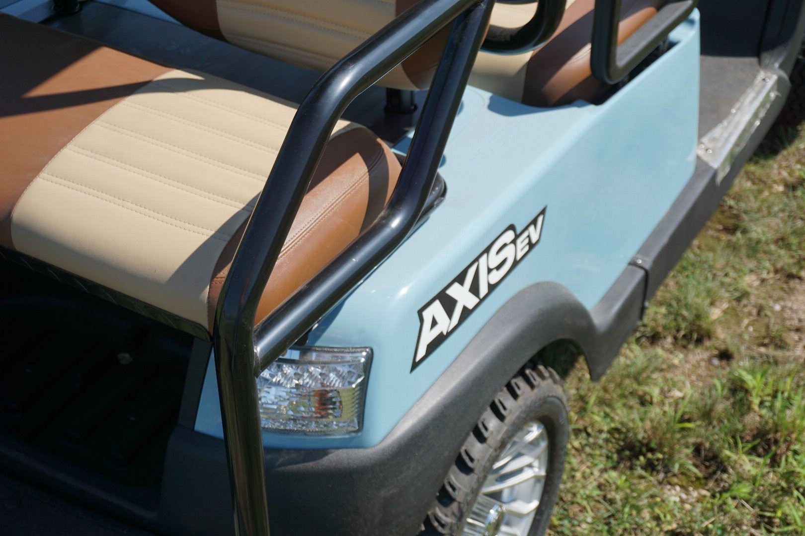 New 2024 Hisun AXIS EV GOLF CART